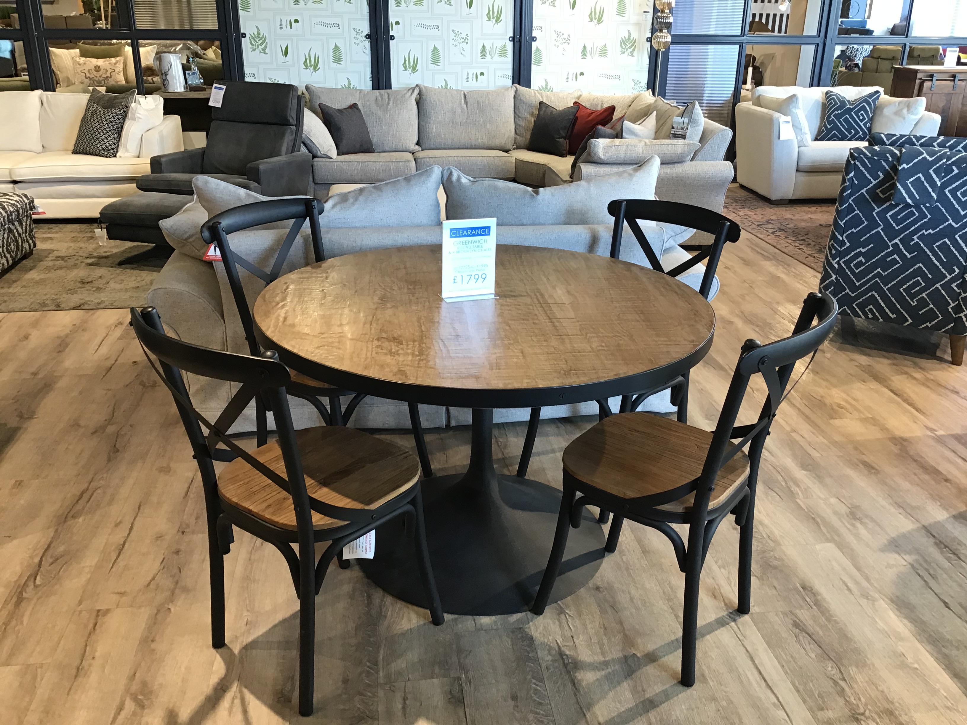 Greenwich Round Table & 4 Brooklyn Chairs | Barkers Home Northallerton
